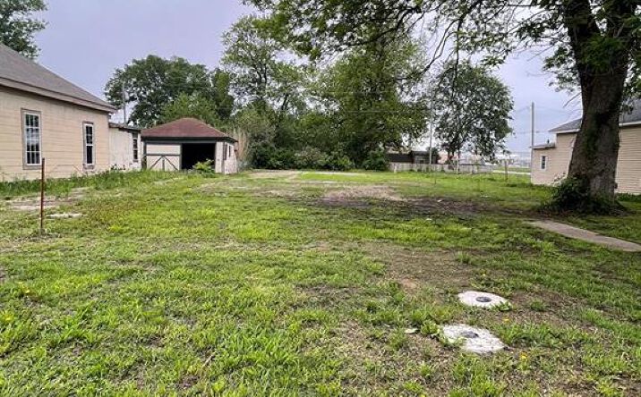 1405 N 19th, Neodesha, USA 66757 | Crexi.com