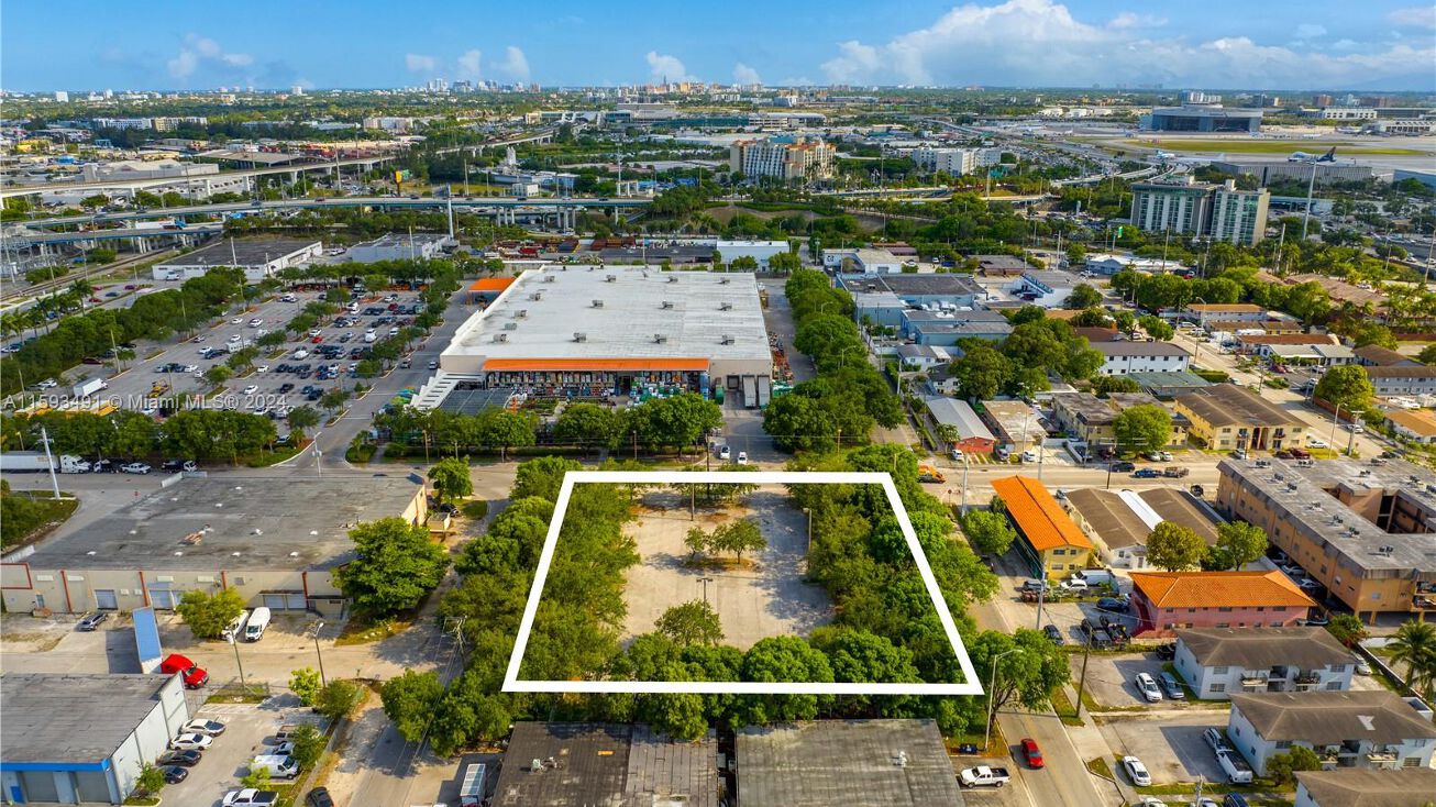 955 SE 12th St, Hialeah, FL 33010 | Crexi.com