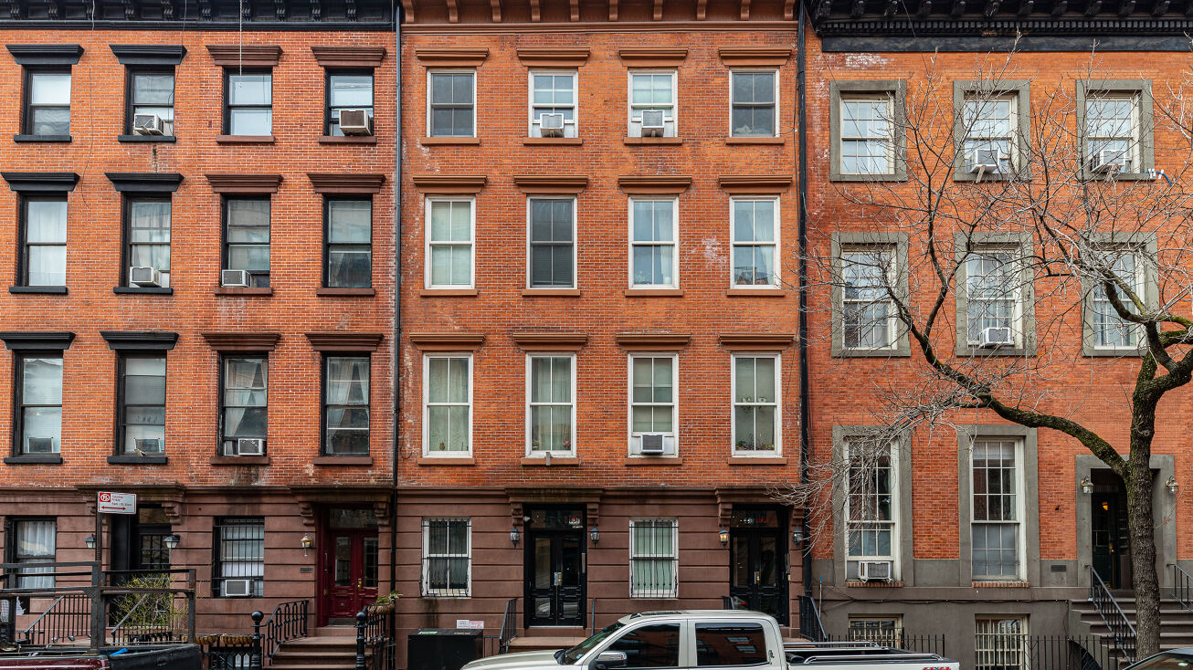 410 W 22nd St, New York, NY 10011 | Crexi.com