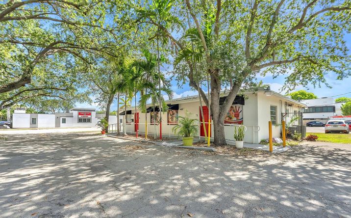 6020 Bird Rd, Miami, FL 33155 | Crexi.com