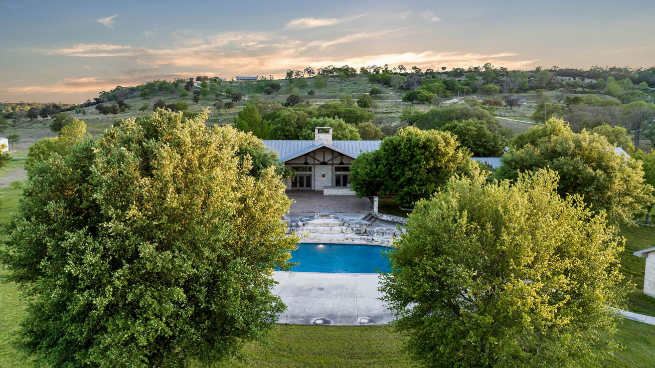 245 Dee Tr W, Ingram, TX 78025 | Crexi.com