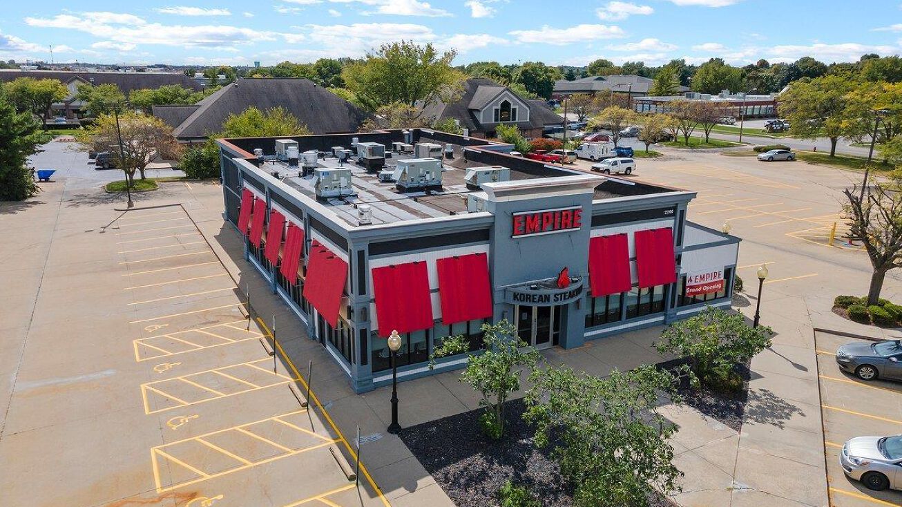 2100 W WHITE OAKS Drive, Springfield, IL 62704 | Crexi.com