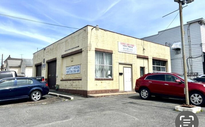 901 CHURCH ST Jessup PA 18434-1977 APN: 11511010008 | Crexi.com