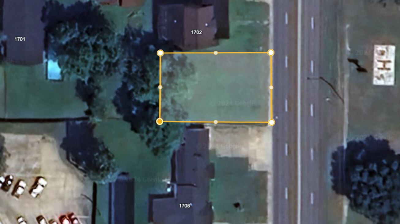 1704 S Main St, Hope, AR 71801 | Crexi.com
