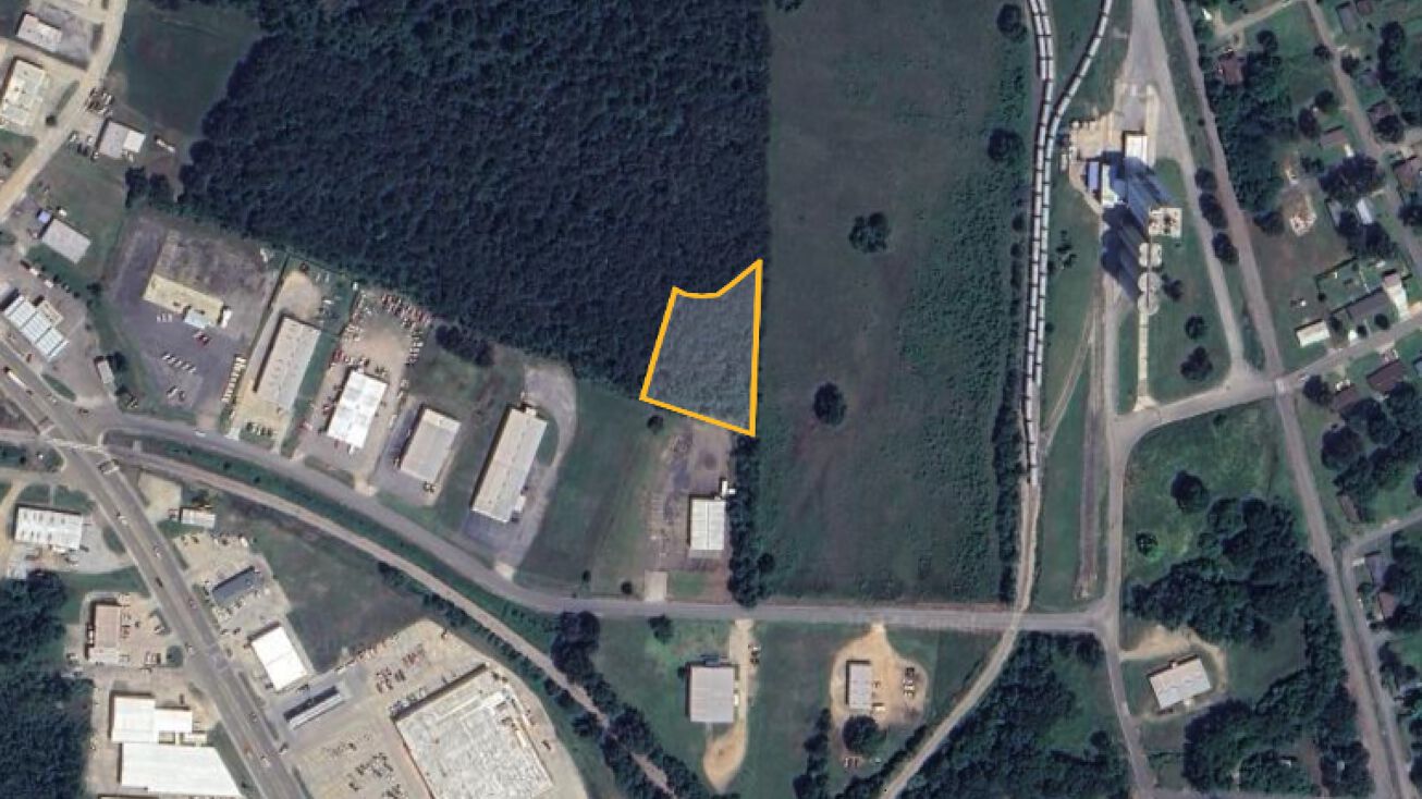 W Compress St, Hope, AR 71801 | Crexi.com