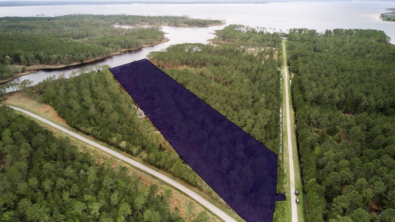 Sessoms, Scranton, NC 27875 | Crexi.com