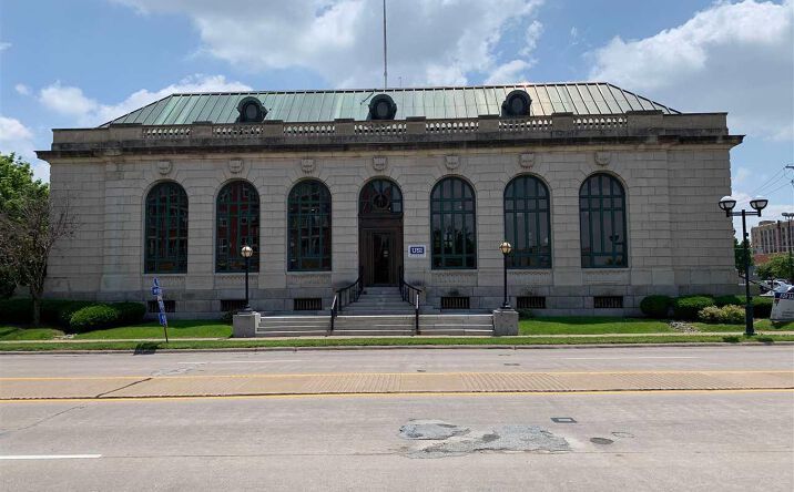 1 Kone Court, Moline, IL 61265 | Crexi.com