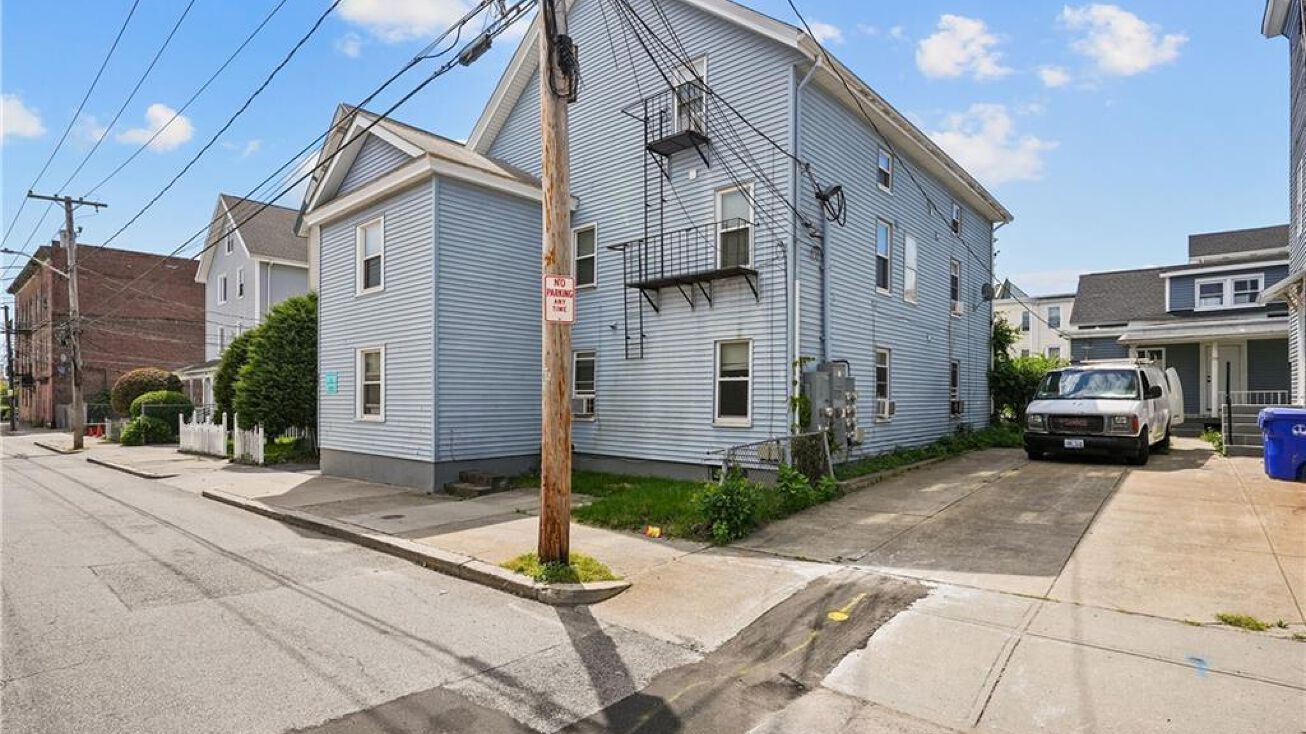 110 Foundry Street Central Falls Ri 02863