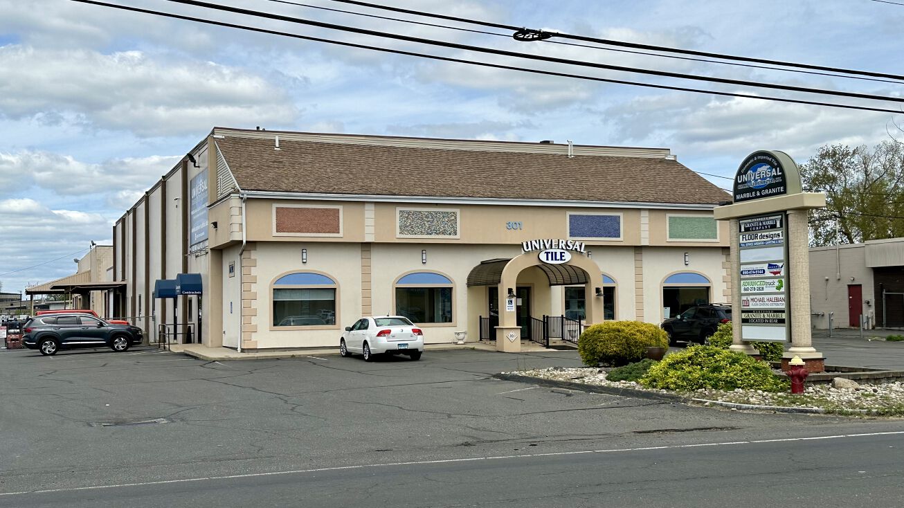 301 Murphy Rd, Hartford, CT 06114 | Crexi.com