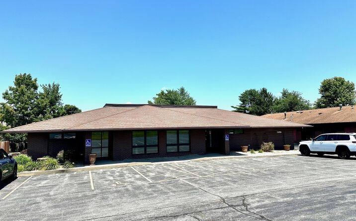 110 N MAIN Street, Chambersburg, IL 62323 | Crexi.com