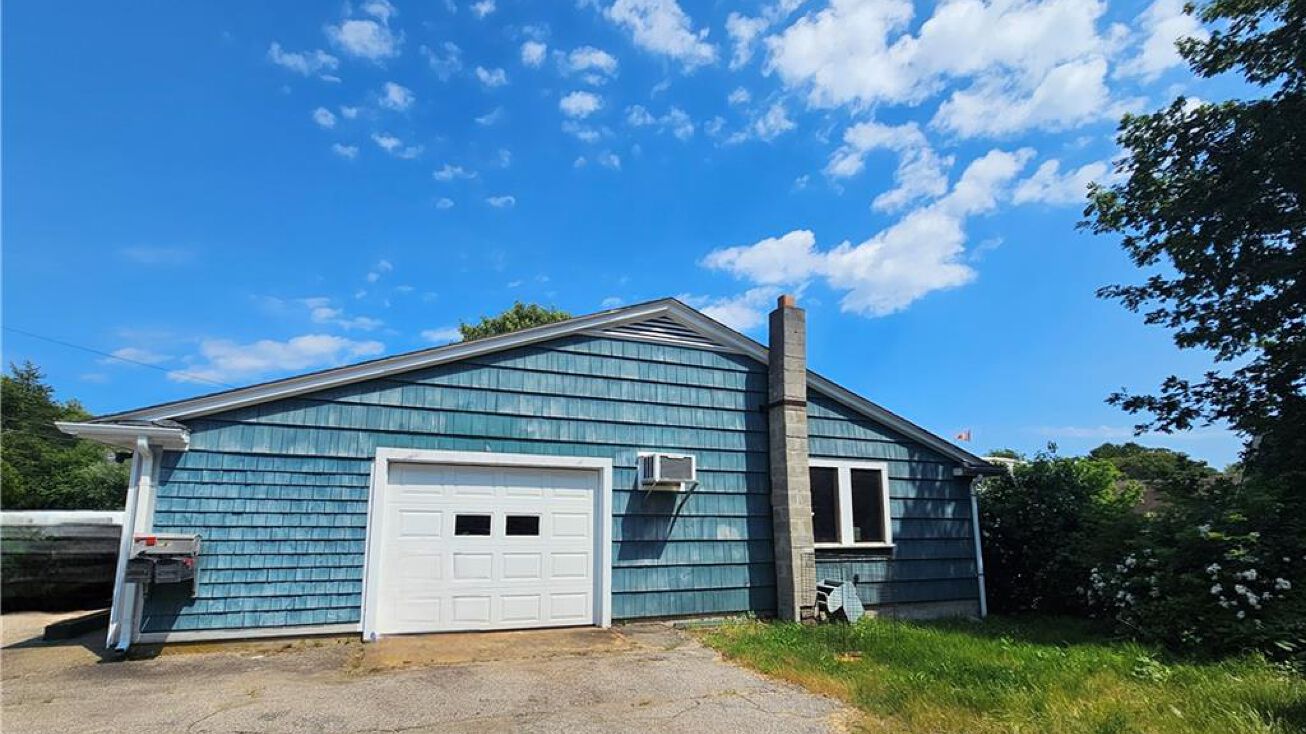2196 Post Road, South Kingstown, RI 02879 | Crexi.com