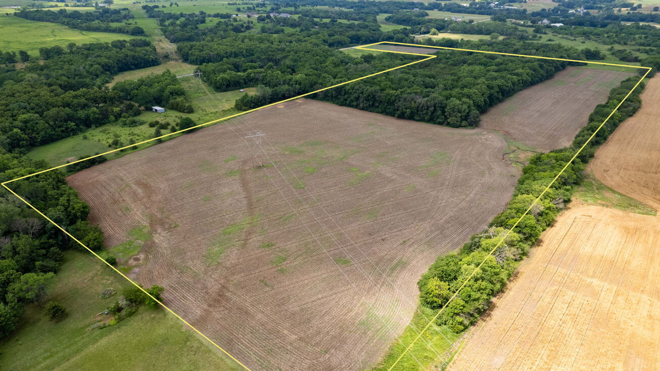 SE 69th St, Berryton, KS 66409 | Crexi.com