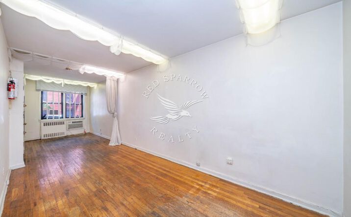 E 89th St, New York, NY 10128 | Crexi.com