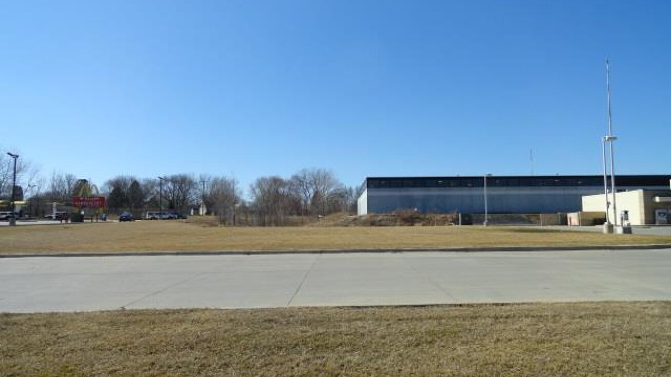 1960 S Federal Ave, Mason City, IA 50401 | Crexi.com