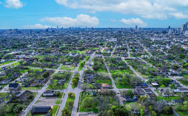 Houston, TX | Crexi.com