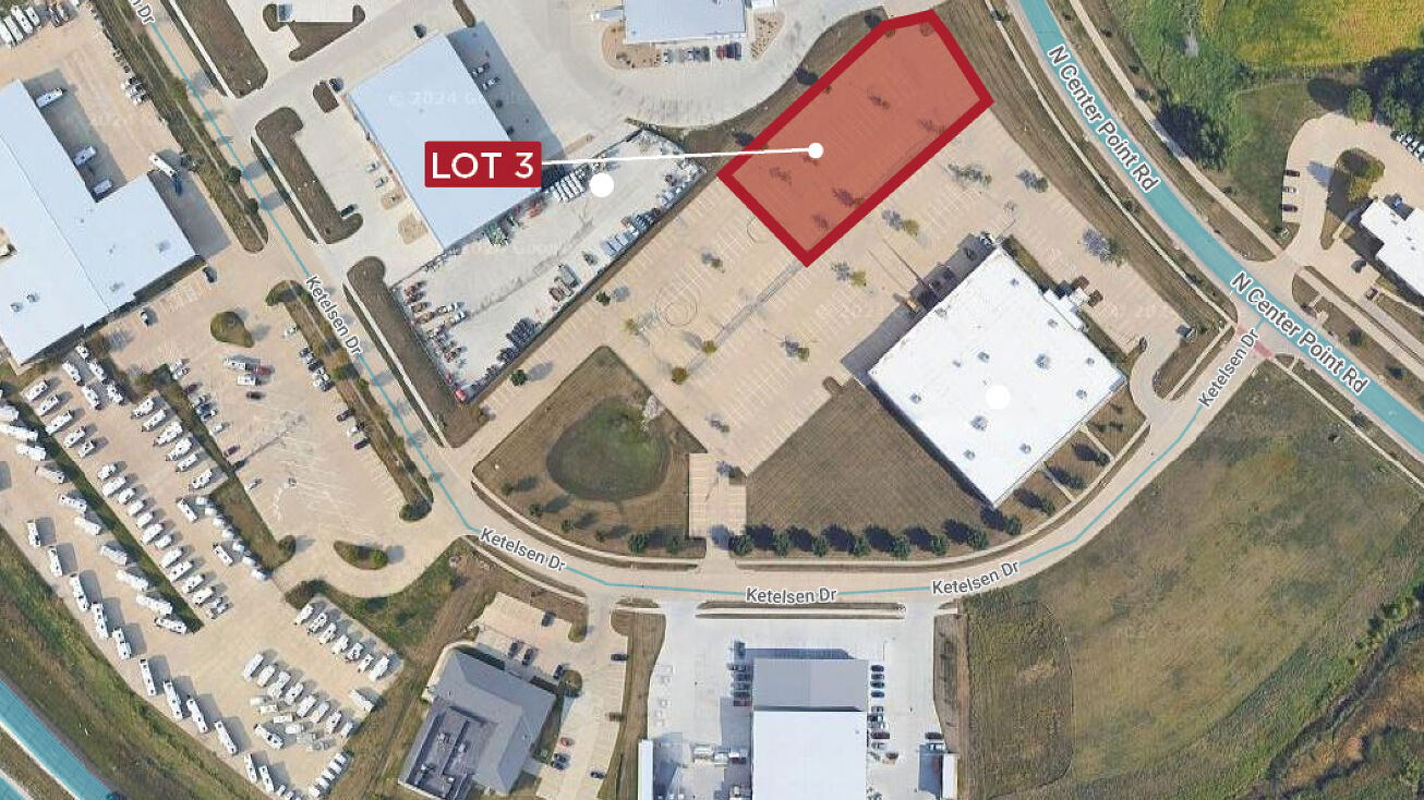 1450 N Center Point Rd, Hiawatha, IA 52233 | Crexi.com