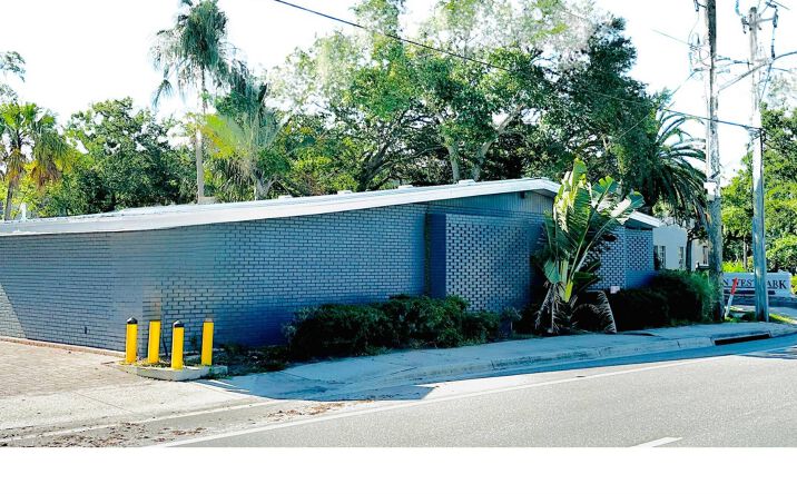 220 N TUTTLE AVE Sarasota FL 34237-5229 APN: 2030130108 | Crexi.com