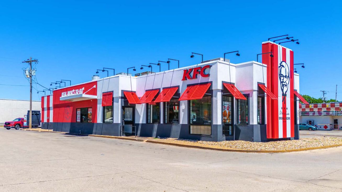 3920 SW 21st St, Topeka, KS 66604 | Crexi.com