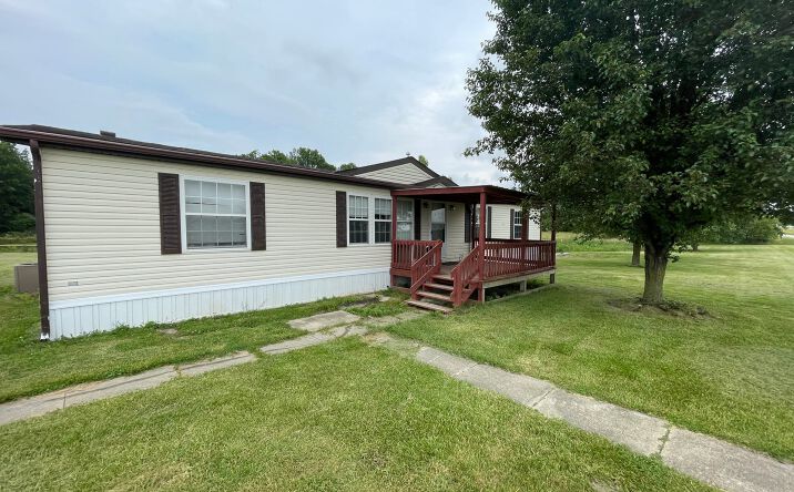 2451 County Road 1050, Casey, USA 62420 | Crexi.com