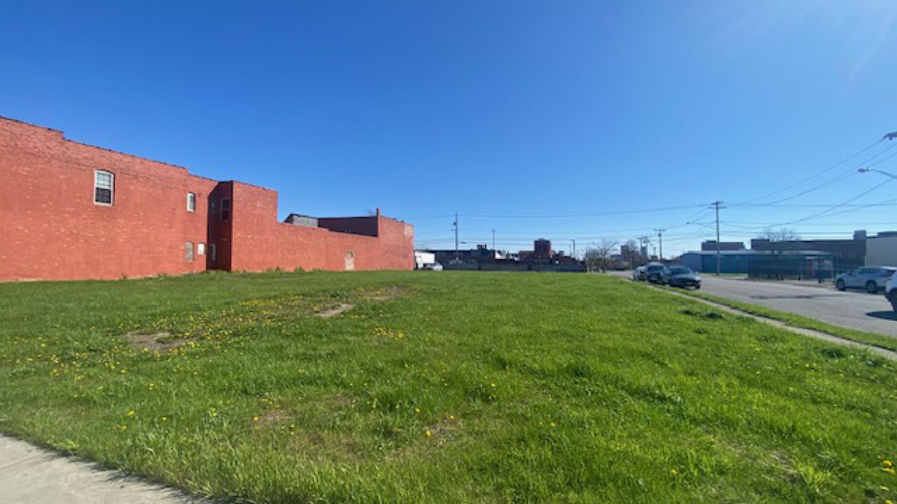 425 Chicago St, Buffalo, NY 14204 | Crexi.com