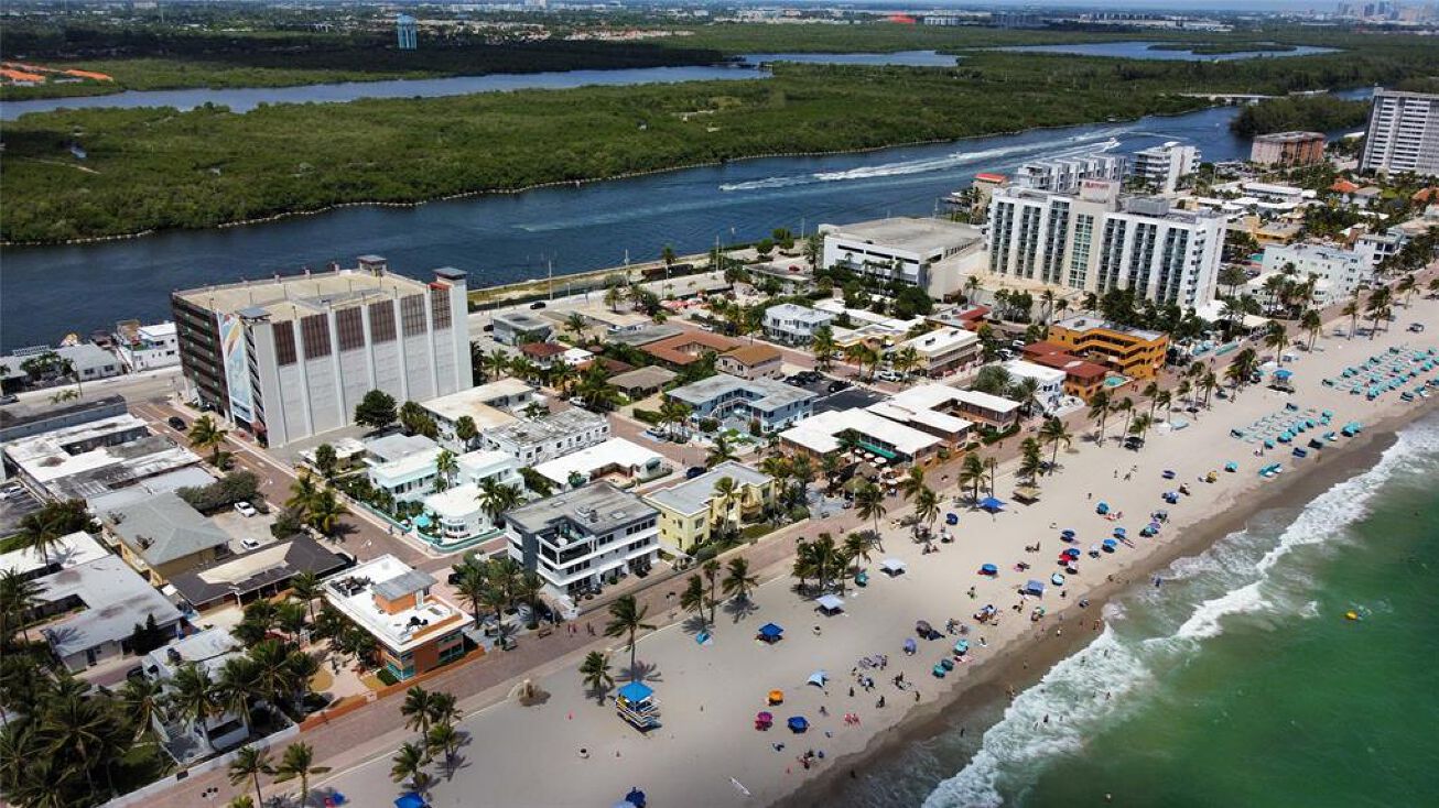 2307 N Surf Road, Hollywood, FL 33019 | Crexi.com