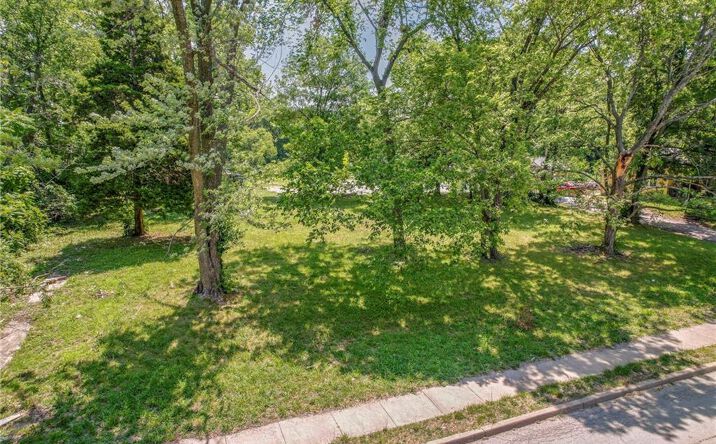 7801 The Paseo, Kansas City, MO 64131 | Crexi.com