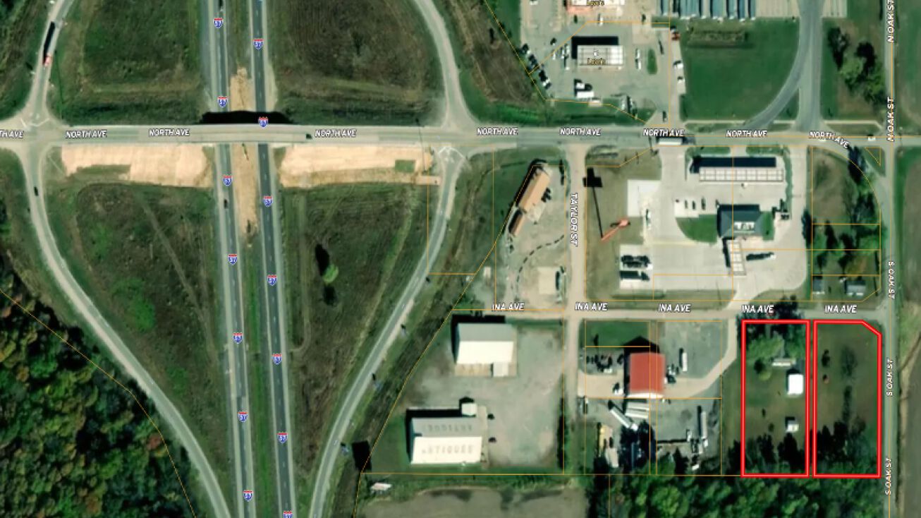 103 Ina Ave, Ina, IL 62846 | Crexi.com