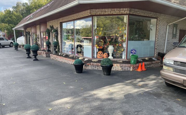 5555 Mountain View Dr, Pittsburgh, PA 15122 | Crexi.com