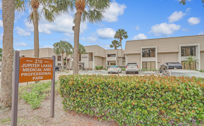 210 Jupiter Lakes Boulevard, Jupiter, FL 33458 | Crexi.com