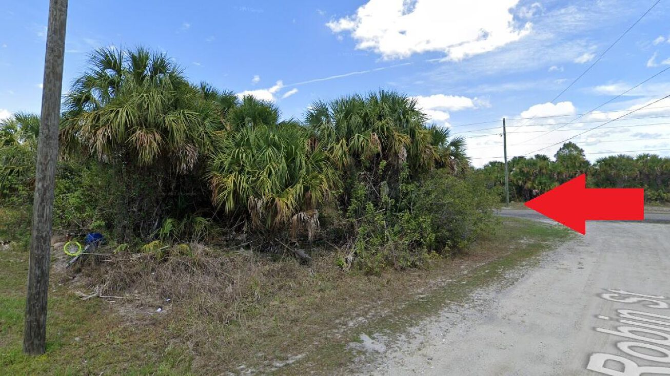 807 Corner Lot On Robin Street SW, Palm Bay, FL 32908 | Crexi.com