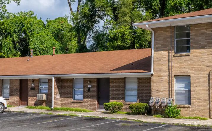 5419 New Cut Rd, Louisville, KY 40214 | Crexi.com
