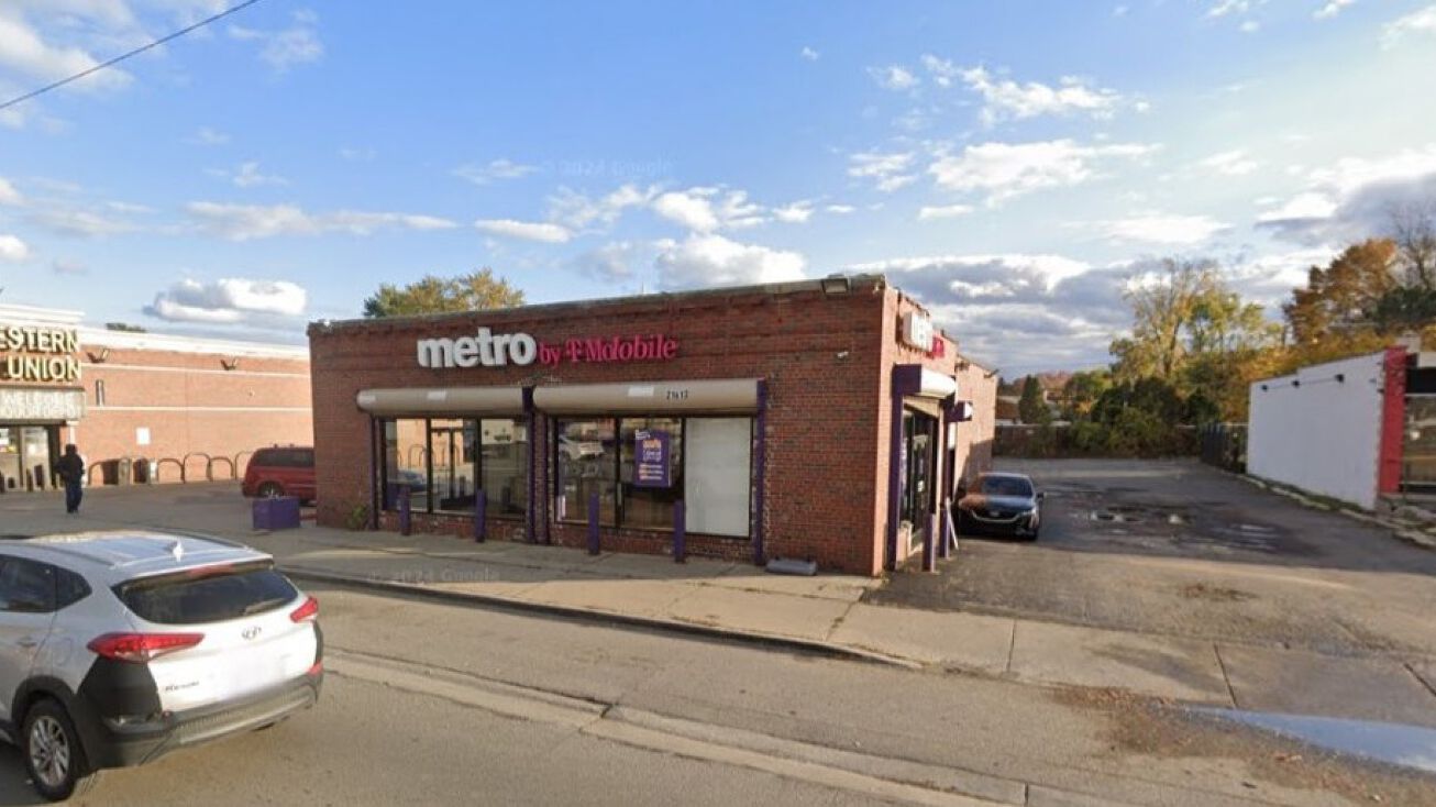 21613 Eight Mile Rd, Detroit, MI 48219 | Crexi.com