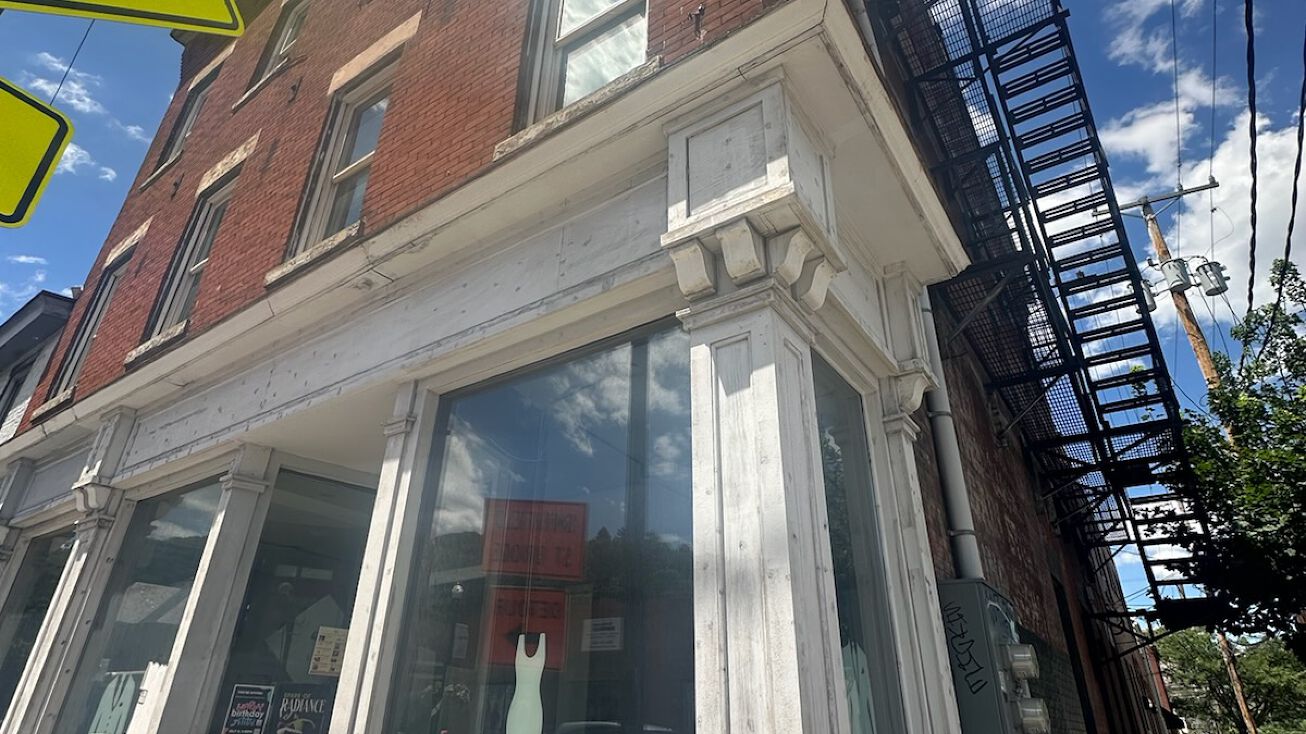 1021 E Carson St, Pittsburgh, PA 15203 | Crexi.com