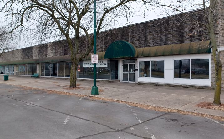 302 6th Ave S, Clinton, IA 52732 | Crexi.com