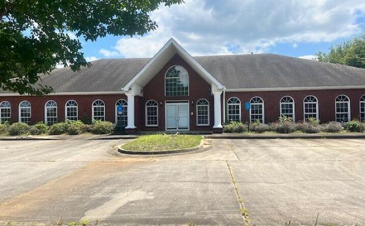 8024 FAIR OAKS CT Jonesboro GA 30236-4181 APN: 12044C A015 | Crexi.com