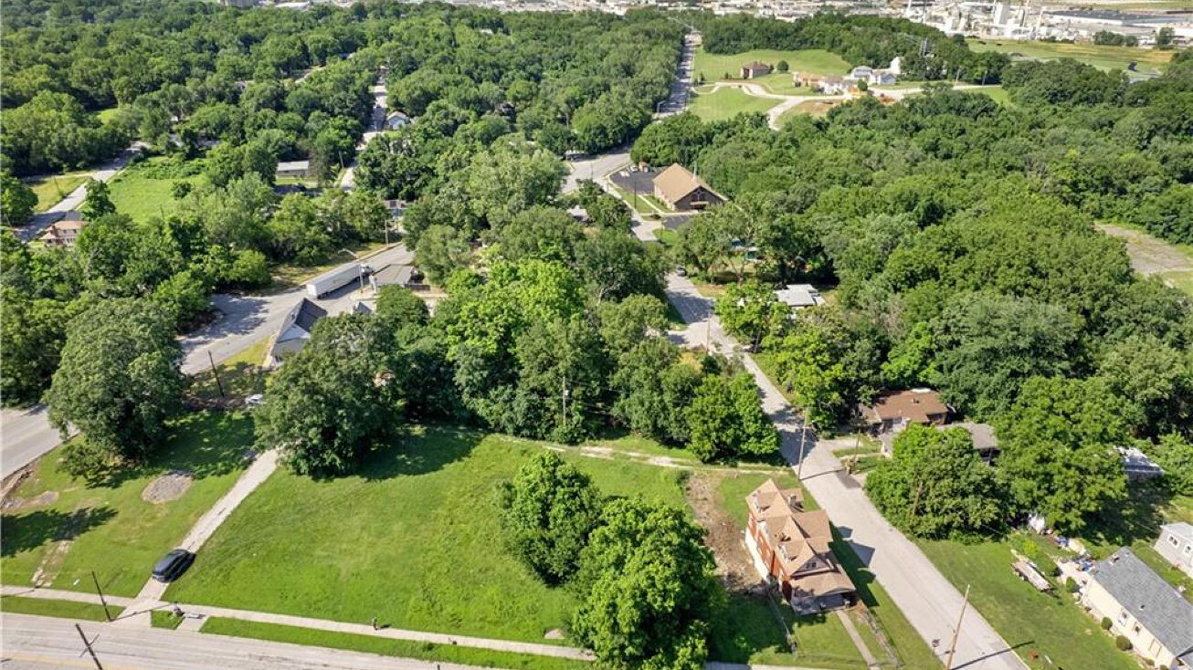 624 Quindaro Boulevard, Kansas City, KS 66101 | Crexi.com