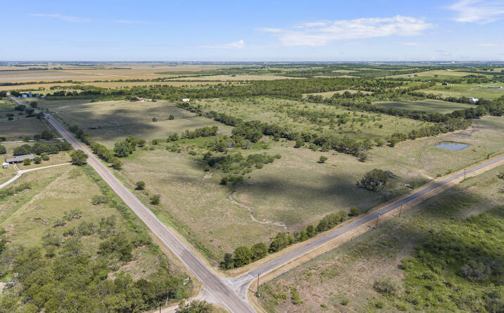 2042 BLUE CUT RD S Moody TX 76557-3700 APN: 152746 | Crexi.com