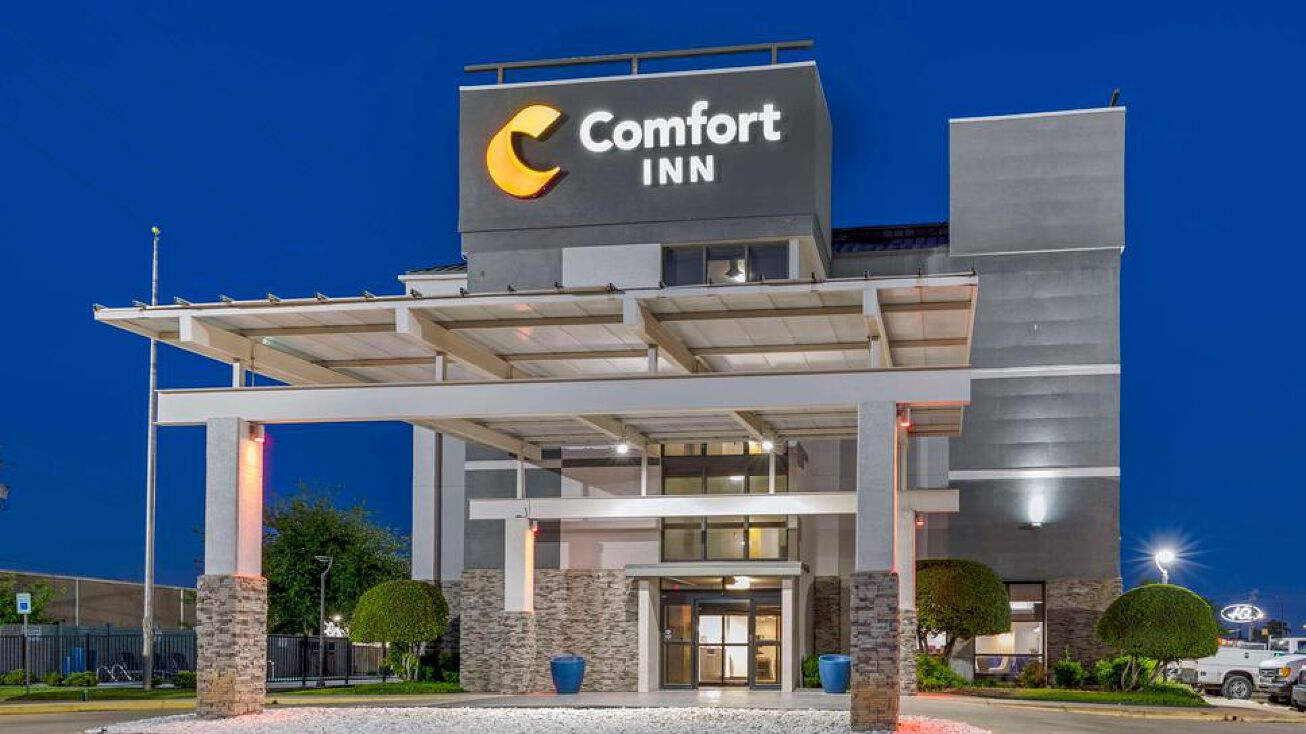 11069 Composite Dr, Dallas, TX 75229 | Crexi.com