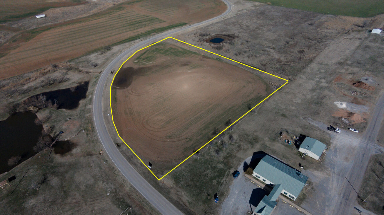 Piute & Main St, Geronimo, OK 73543 | Crexi.com