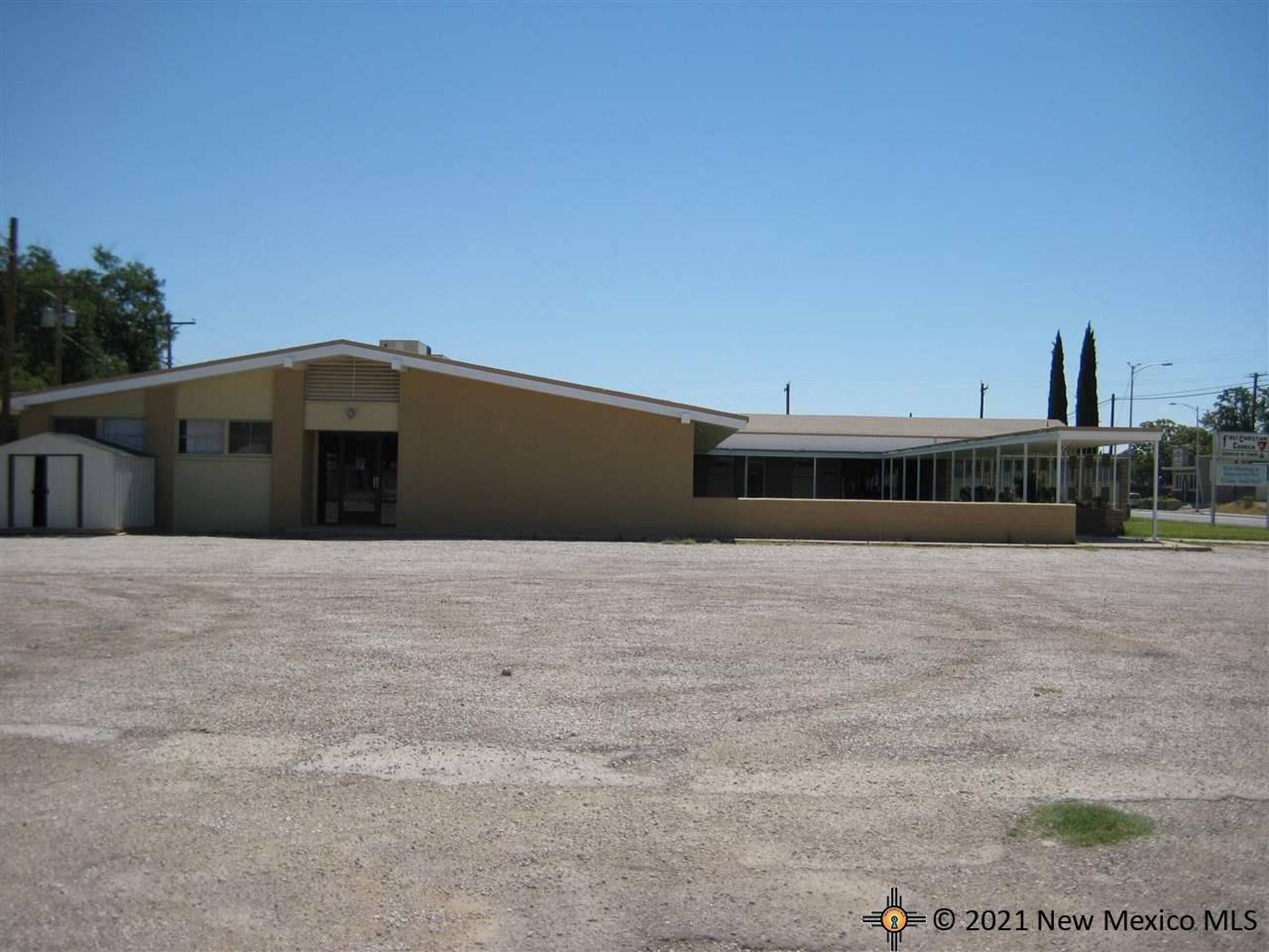 1002 W CHURCH ST Carlsbad NM 88220-4510 APN: 4156126505533 | Crexi.com