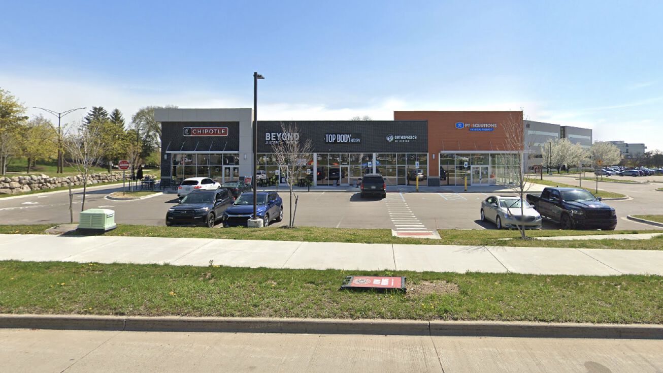 5296 Crooks Rd, Troy, MI 48098 | Crexi.com