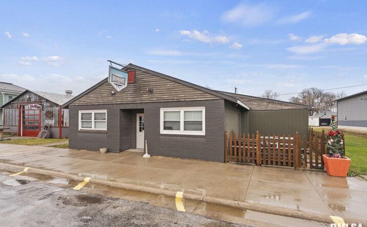 116 MAIN Street, Bennett, IA 52721 | Crexi.com