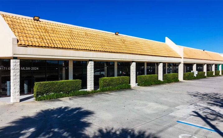 2701 President Barack Obama Highway, Riviera Beach, FL 33404 | Crexi.com