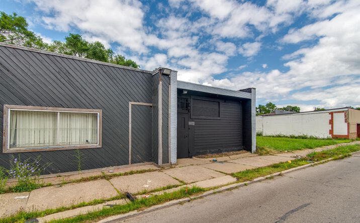 15032 FENKELL ST Detroit MI 48227-2648 APN: 22011382. | Crexi.com