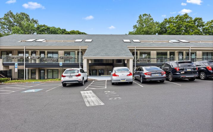 295 BUCK RD Southampton PA 18966-1733 APN: 31-026-059-003-013 | Crexi.com