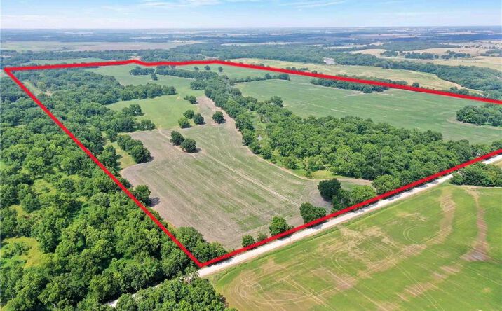 22155 70th Road, St. Paul, KS 66771 | Crexi.com