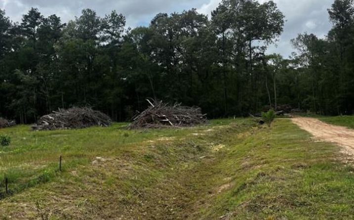 3011 Roman Forest Blvd, New Caney, TX 77357 | Crexi.com