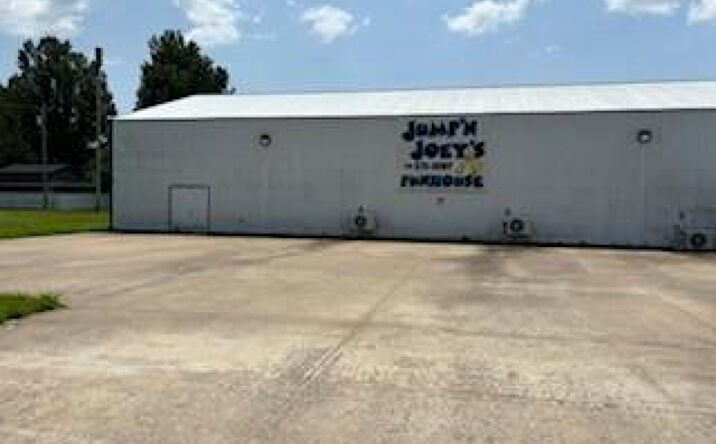 1008 D Street, Commerce, OK 74339 | Crexi.com