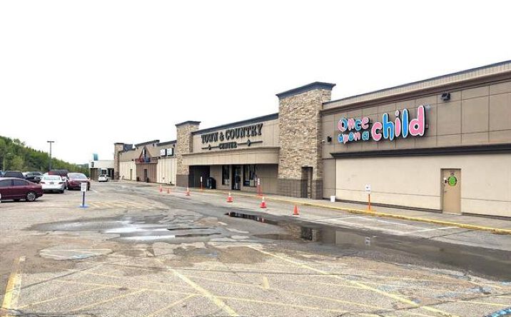 1015 S Broadway Suite 12, Minot, ND 58701 | Crexi.com