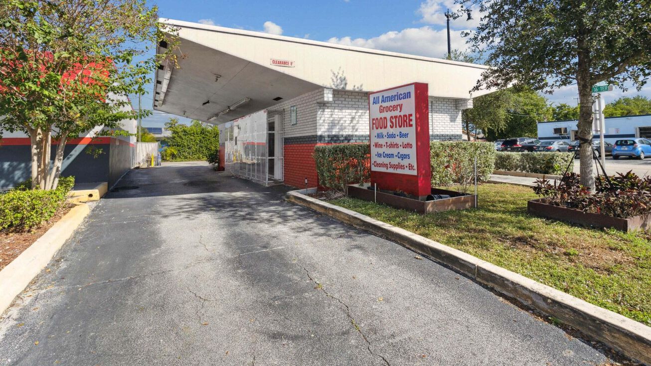 1631 E Sample Road, Pompano Beach, FL 33064 | Crexi.com